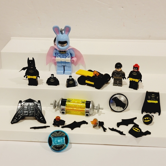 Lego | Toys | Lego Batman Action Figure And Accessories Set | Poshmark